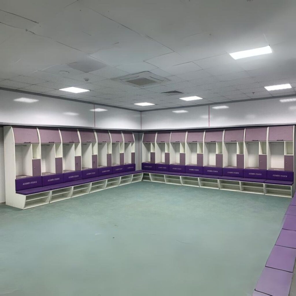 Modul de vestiar individual realizat integral din panouri melaminate ...